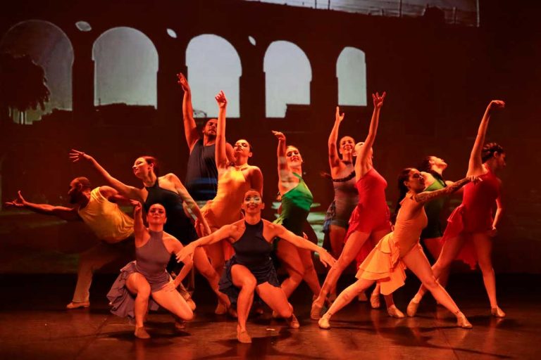 Studio de Dança Adriana Alcântara apresenta espetáculo de encerramento ...
