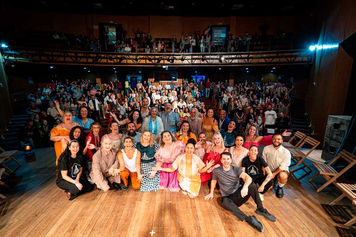 Temporada “Bar Teatro Avenida” celebra a história e a arte local, com ...